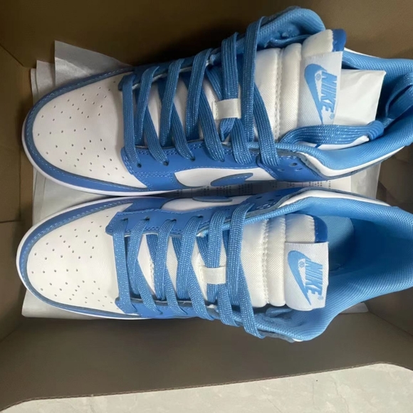 Nike | Shoes | Authentieke Schoenen Verkocht Om Priv Redenen Mocht Je ...